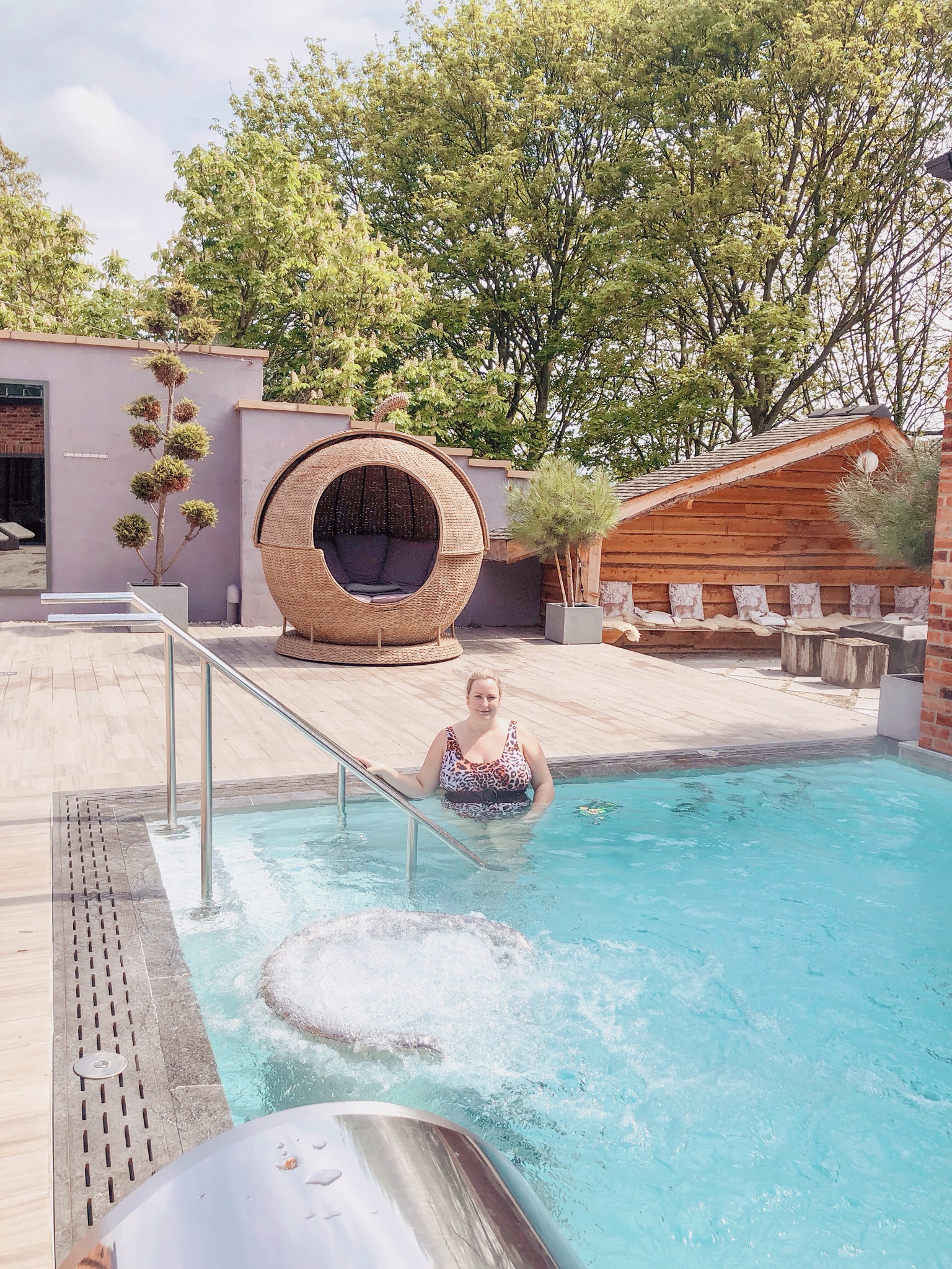 The Spa Series: Ye Olde Bell Spa , Retford* • Lucy Earnshaw Blog