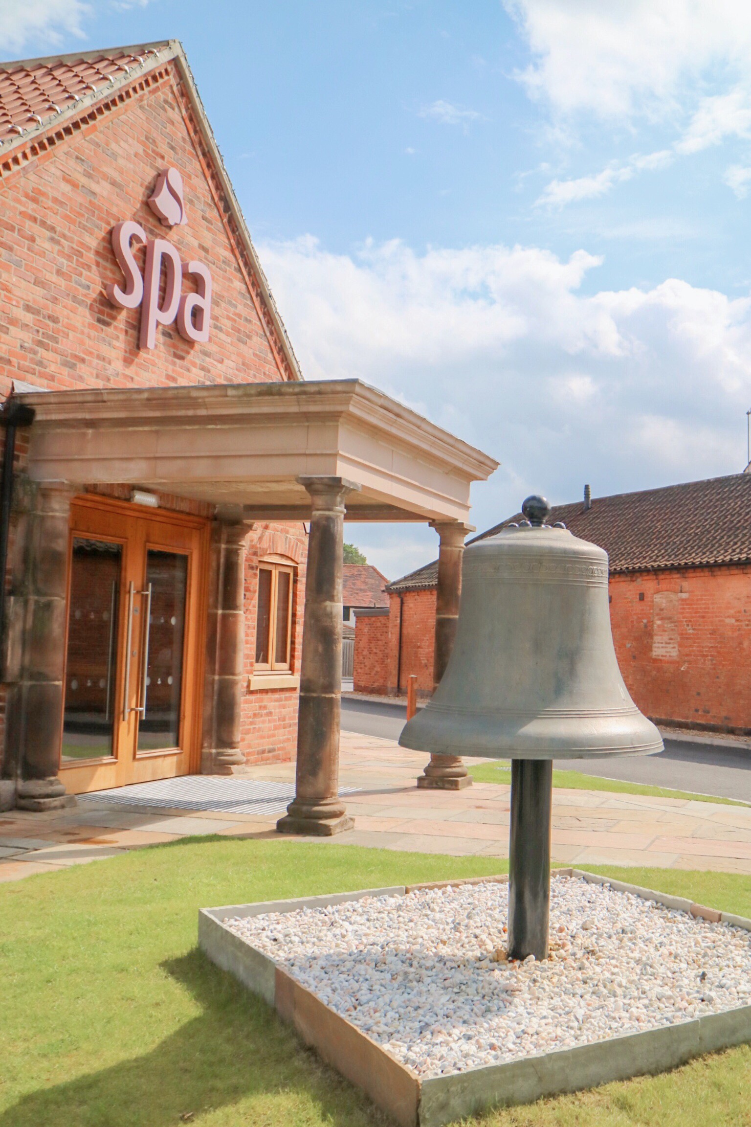 The Spa Series: Ye Olde Bell Spa , Retford* • Lucy Earnshaw Blog